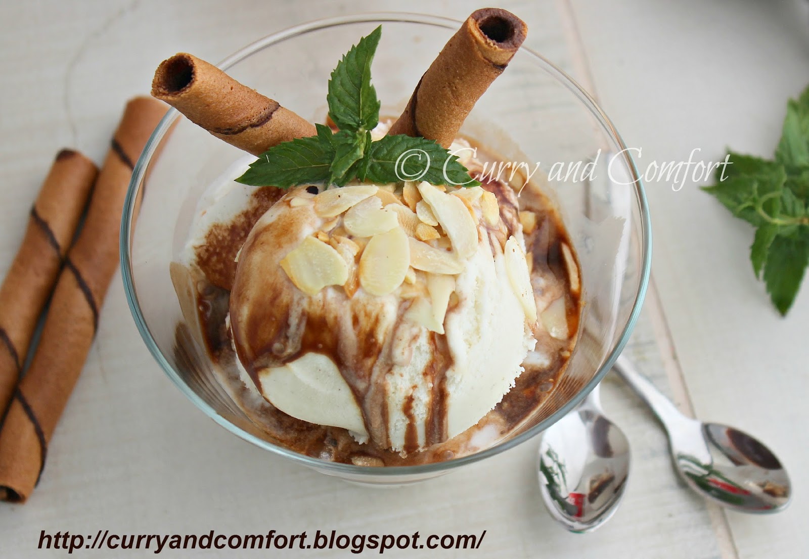 Kitchen Simmer: Easy Mocha Affogato- Italian Ice Cream Dessert ...