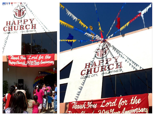 The Other Side of Mae: Maundy Thursday: Visita Iglesia