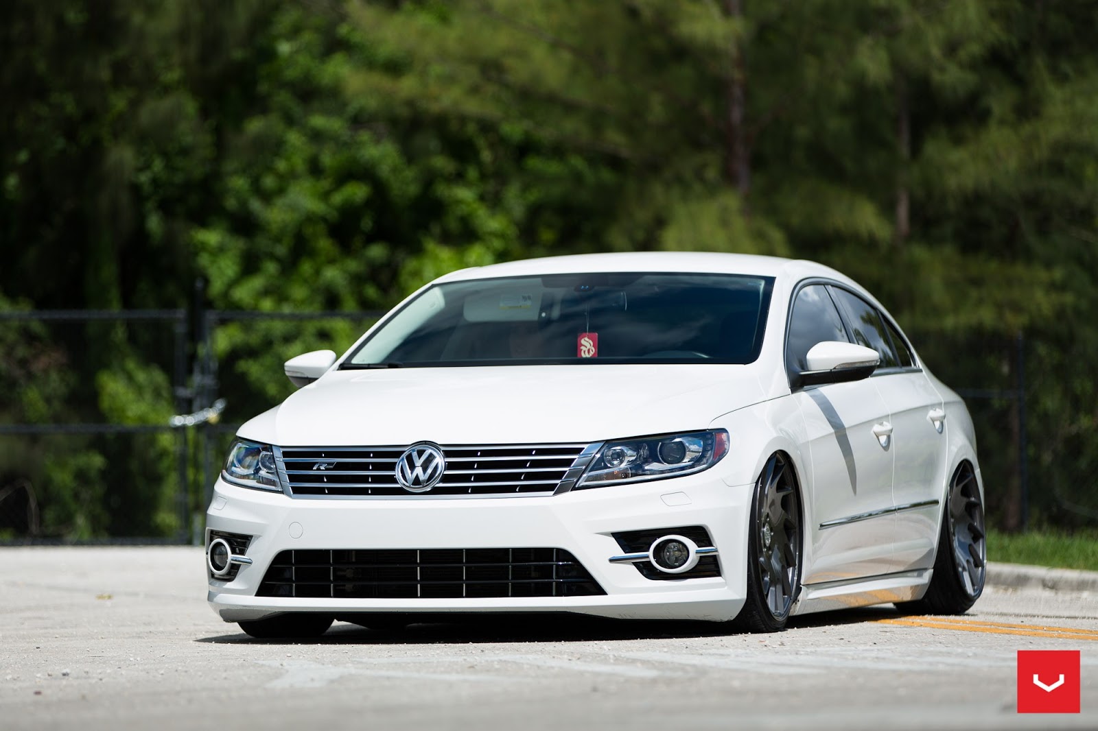 SouLSteer.com: Stance Volkswagen CC R-Line sits on Vossen VLE-1 Wheels ...