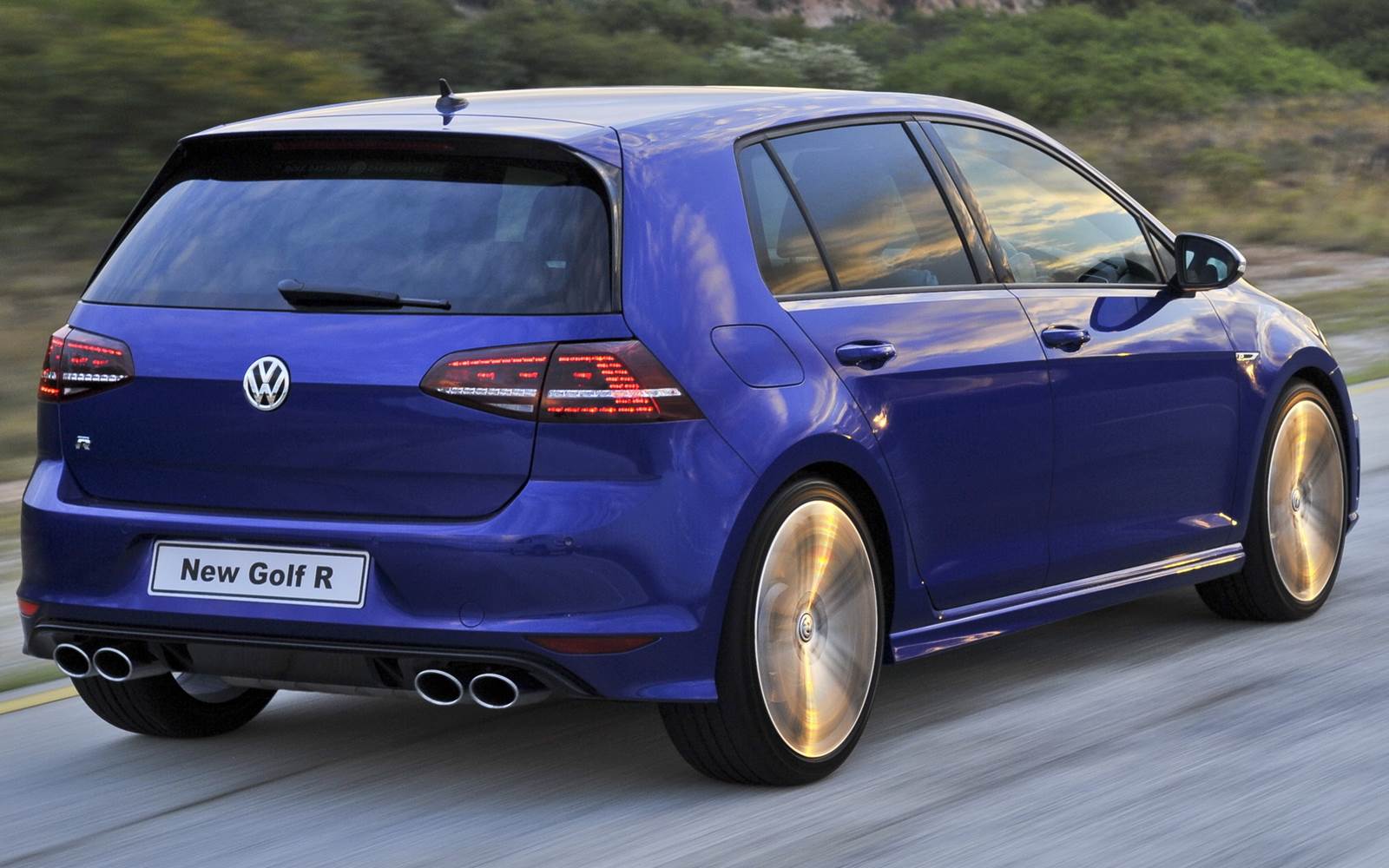 VW Golf R 2015: preço equivale a R$ 106 mil reais, nos EUA