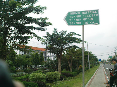 Coretannya BRILIANTA: Sekilas Tentang Kampus ITS Surabaya (Institut ...
