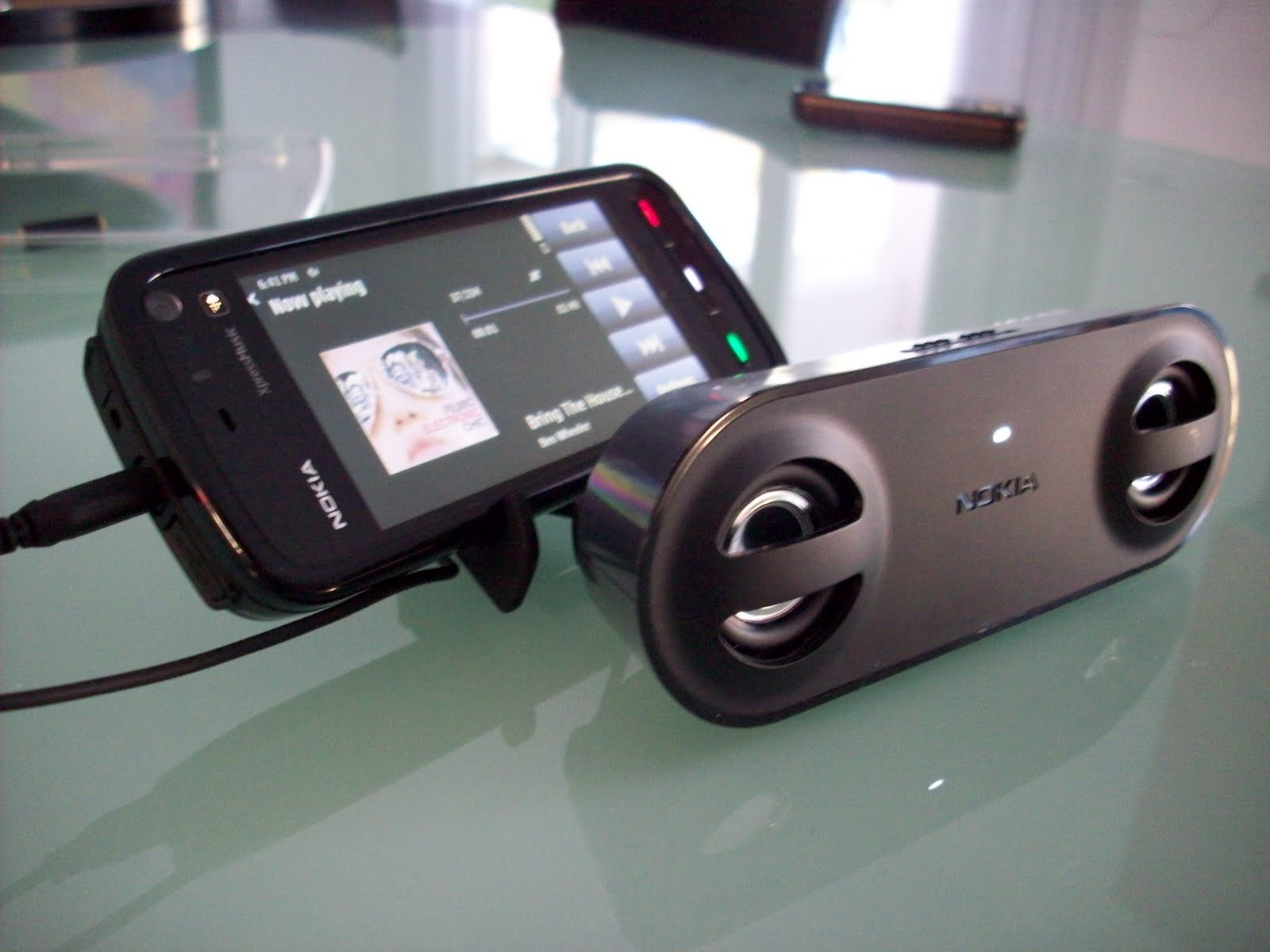 Nokia Mobile Phone Detail: Choosing Nokia Accessories For Your Mobile Phone