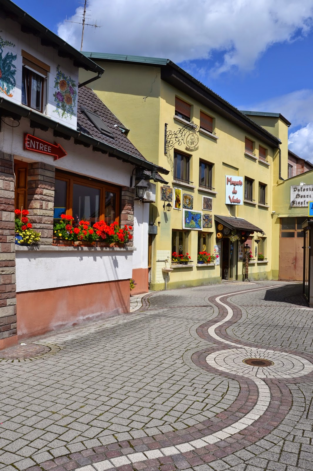 Nomadish: Soufflenheim pottery village