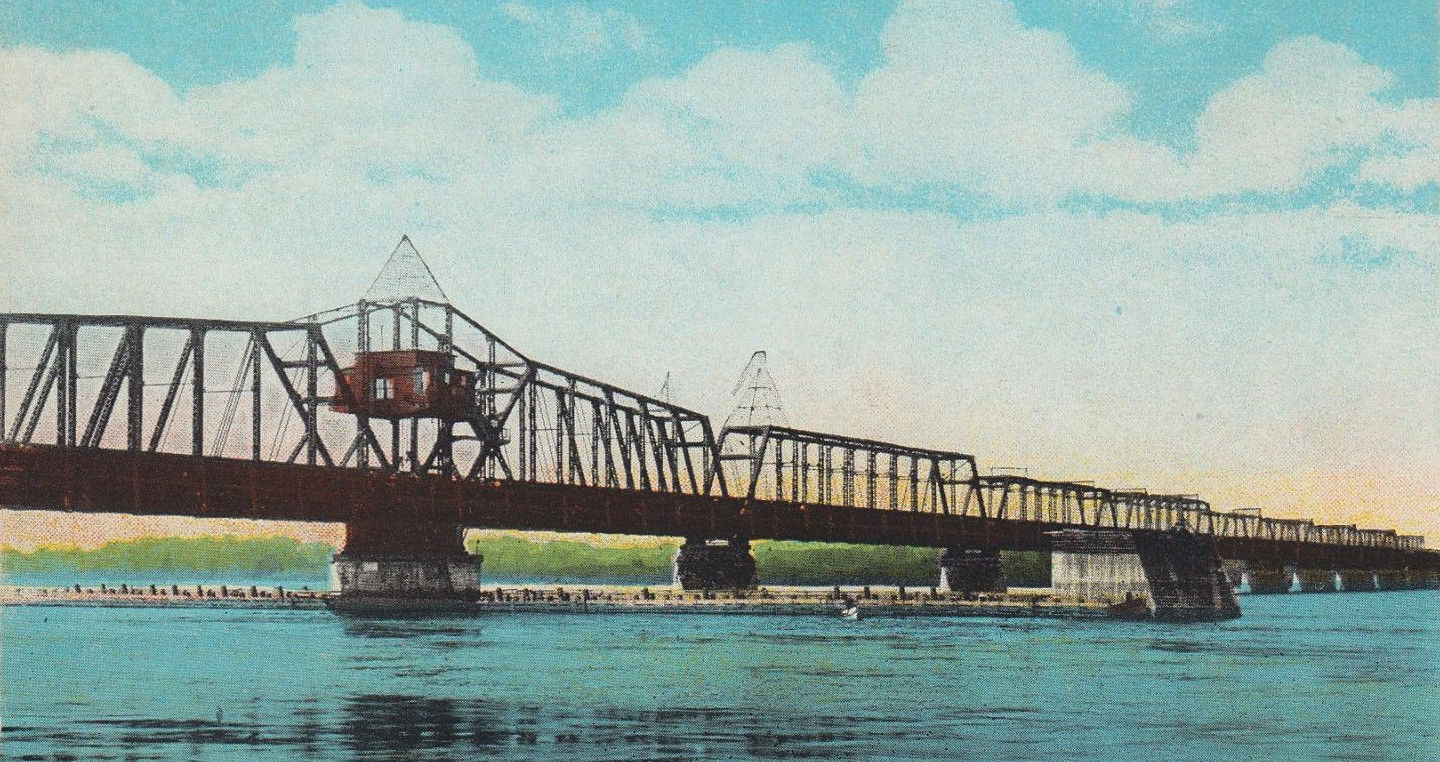 Industrial History: BNSF/CB&Q Bridges over Mississippi River at Quincy, IL