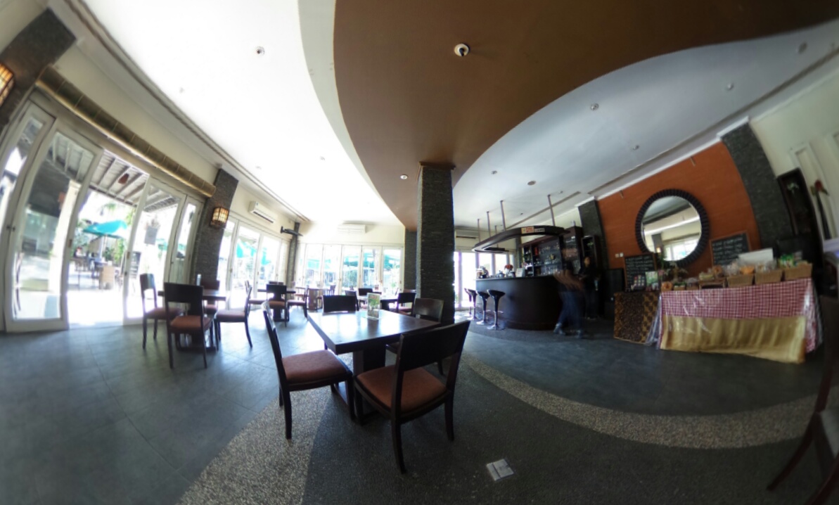 Club House Regency 21