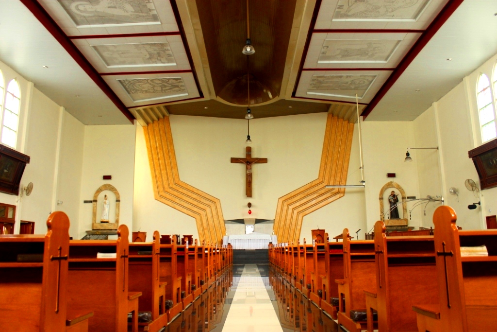 Fotografi Gereja Katolik di Indonesia: Gereja Katolik St. Paskalis ...