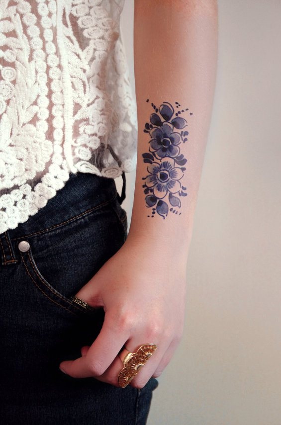 BERBAGAI SERBA-SERBI: 15 Desain Tato Yang Khusus Dibuat Untuk Para Cewek