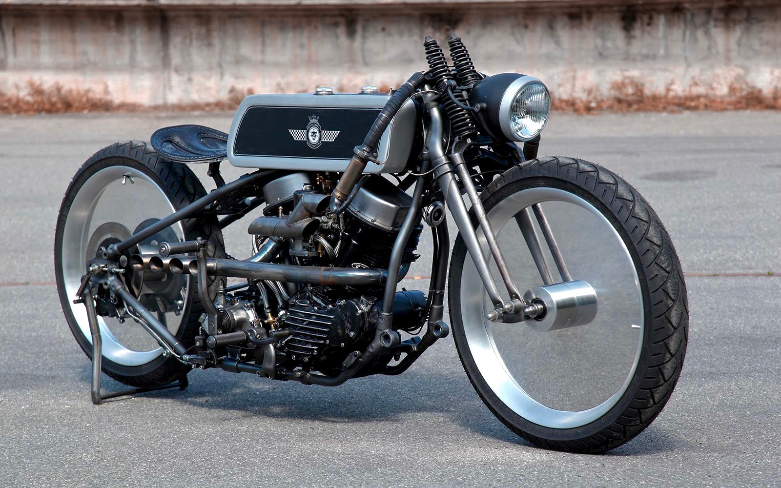 Panhead racer - Inazuma café racer