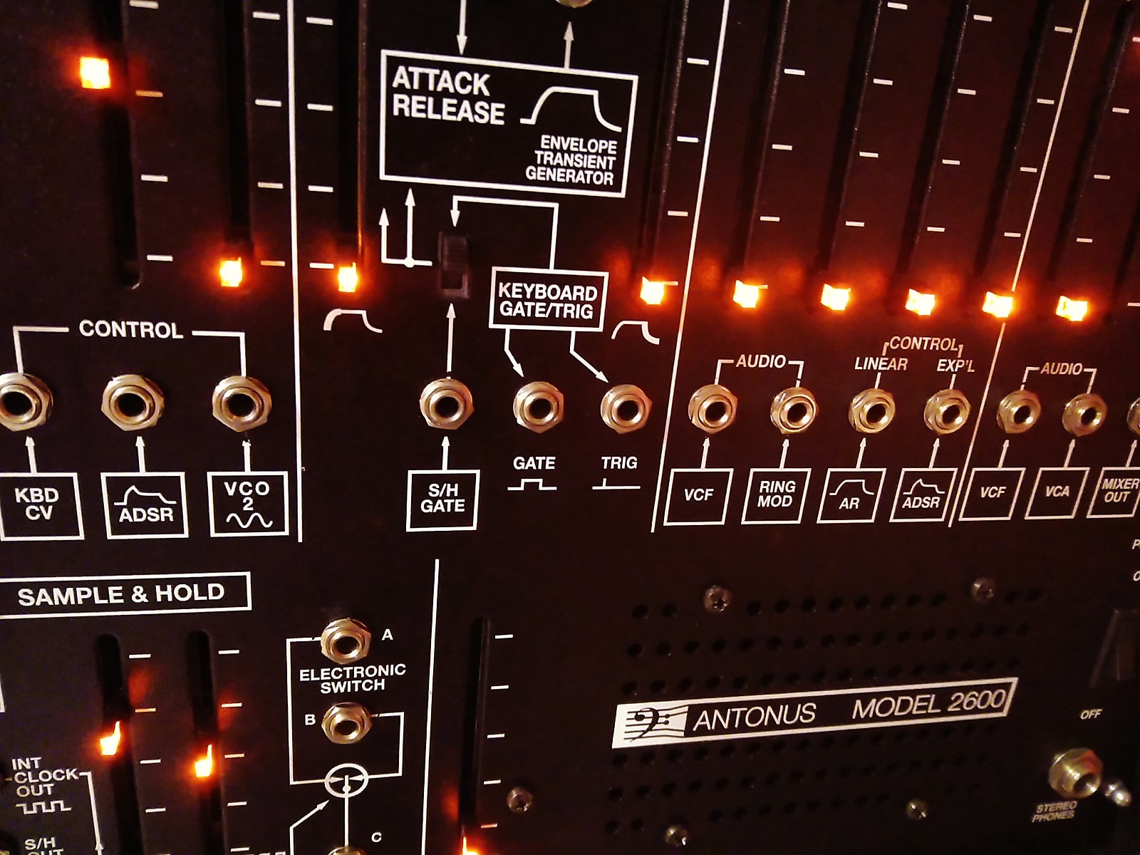 MATRIXSYNTH: Antonus 2600 analog synthesizer (ARP 2600 replica)