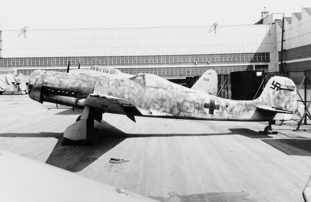 World War II in Pictures: Focke Wulf Fw 190: Top German Fighter