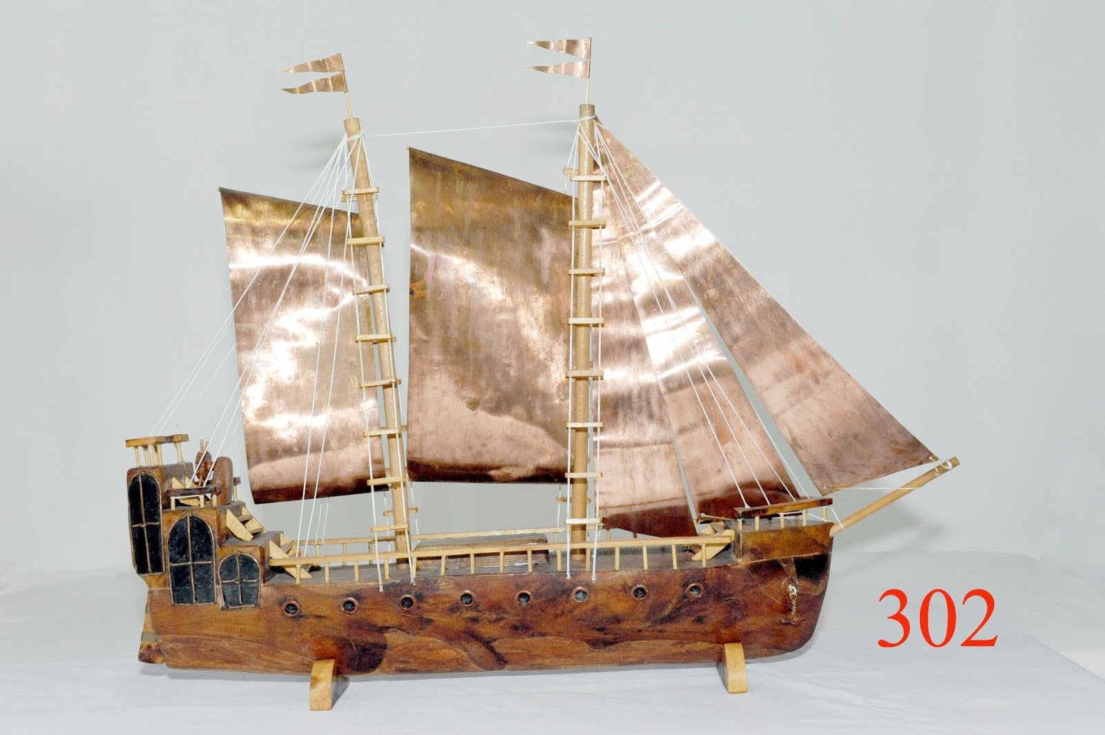 ΜΗΛΕΪΚΑ ΞΥΛΙΝΑ ΚΑΡΑΒΙΑ - MILOS WOODEN SHIPS