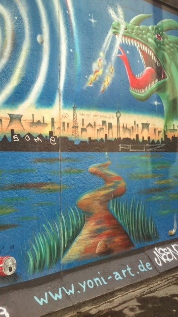 rondritz: Magnetiese krag van Berlynse MUUR