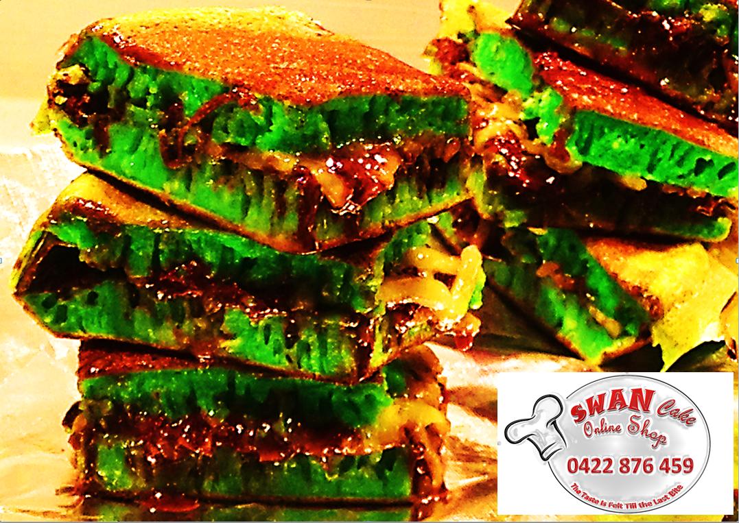 SWANCAKEONLINESHOP: MARTABAK MANIS PANDAN (PANDAN INDONESIAN SWEET PANCAKE)