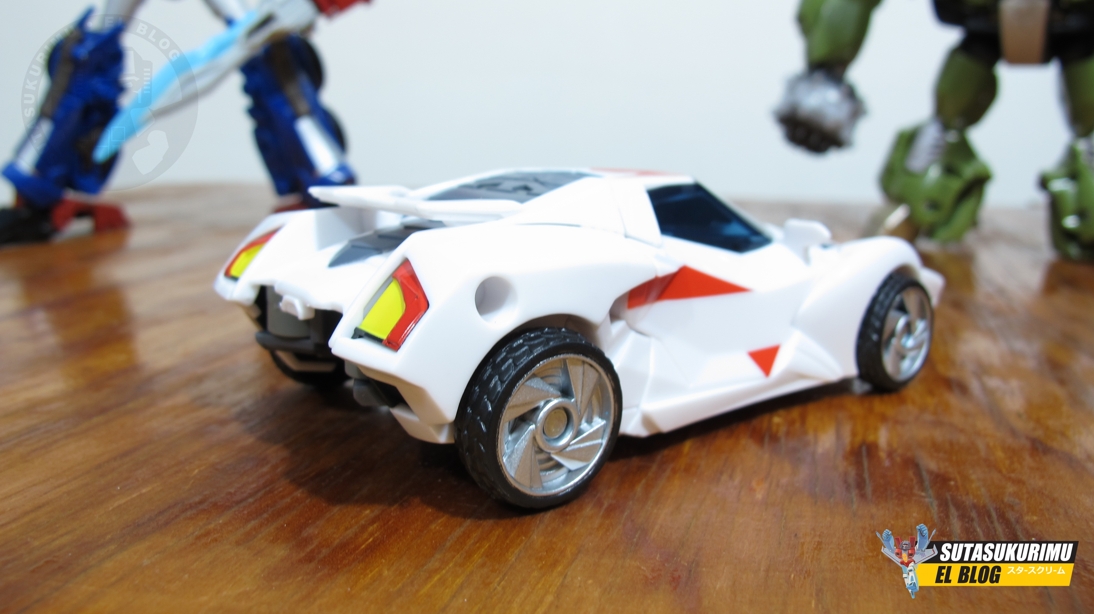 Suta, el blog: Wheeljack de Transformers: Prime RID. Review