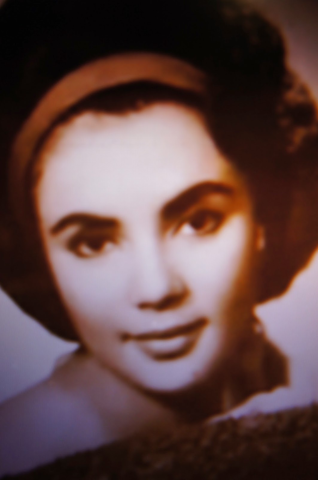 MISS AMALIA FUENTES: ALPHA & OMEGA Of PHILIPPINE MOVIES! ASIA's MOST ...