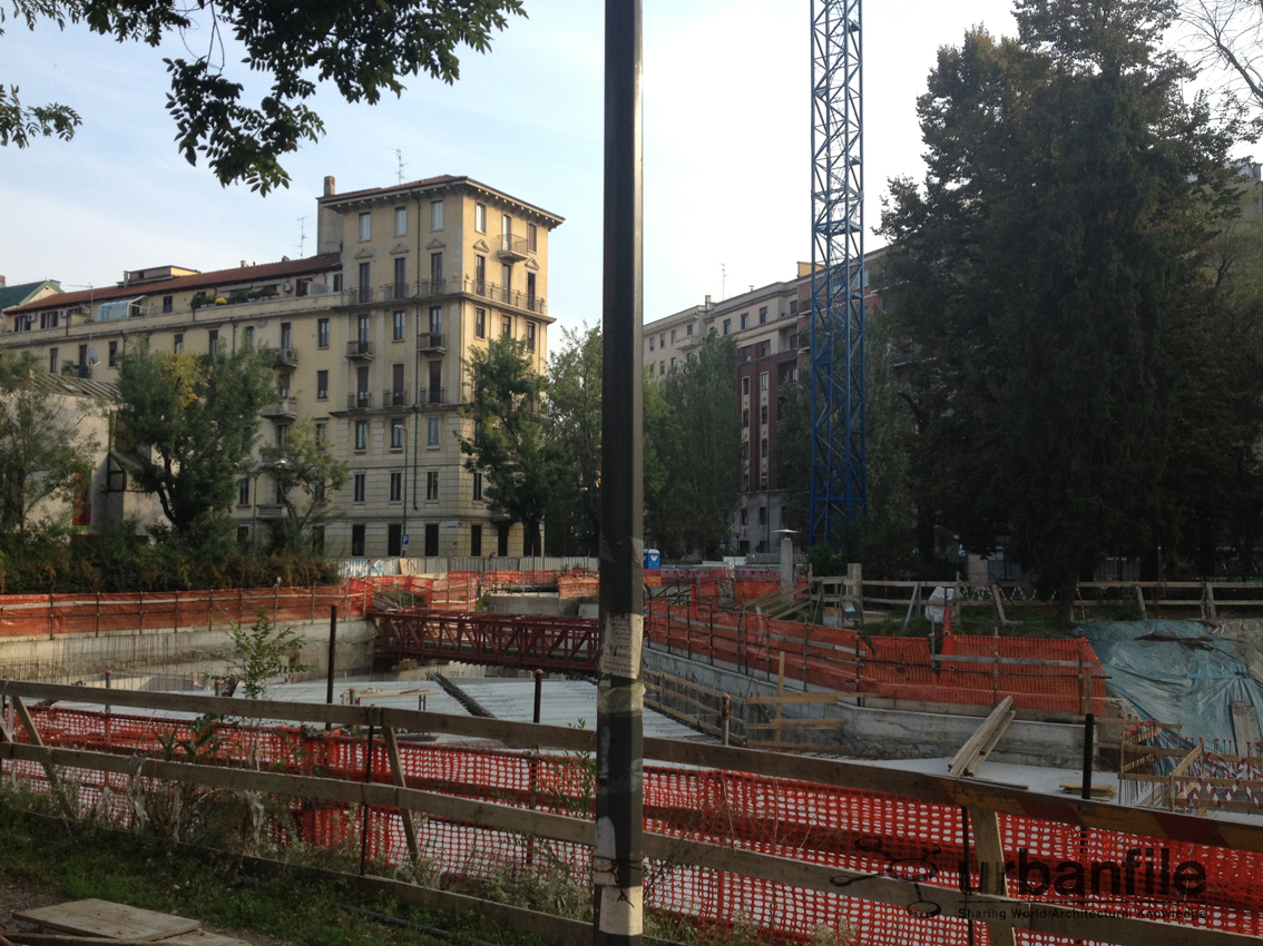 Urbanfile - Milano: Piazza Novelli e il parcheggio