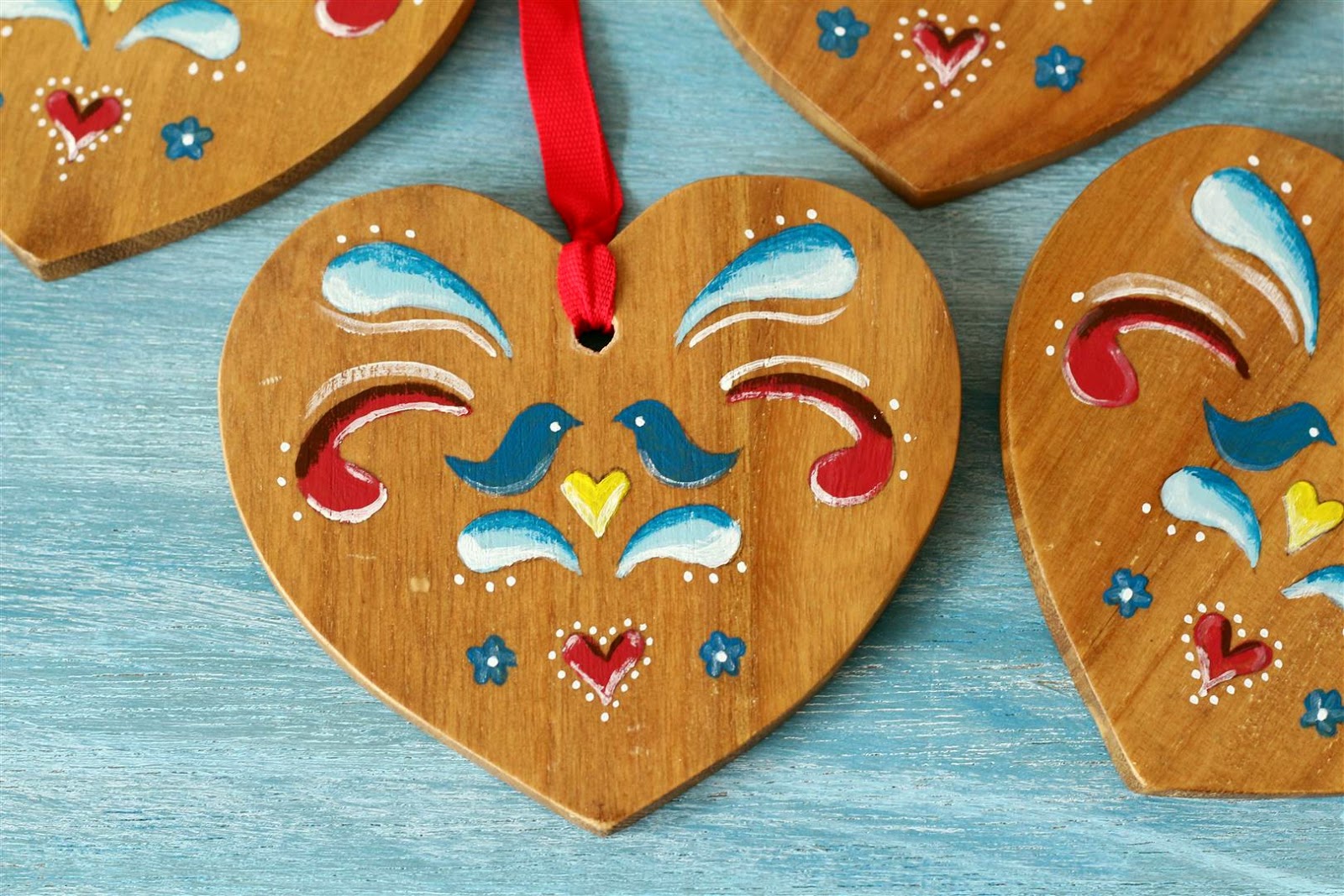 emuse: Painted hearts