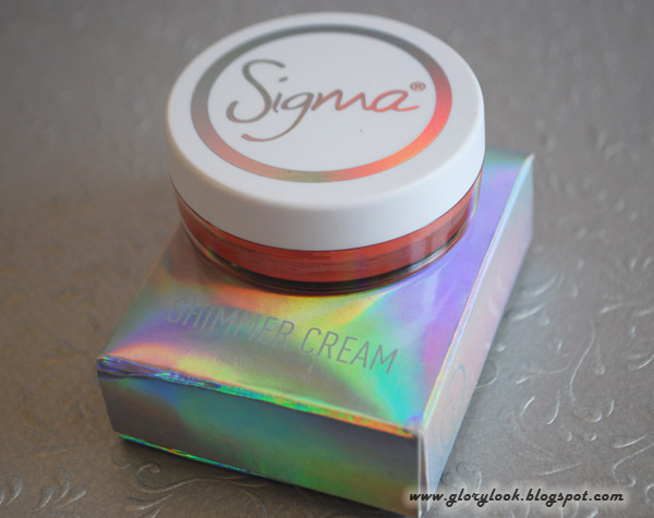 GLORYlook: Румяна Shimmer Bliss Cream от Sigma