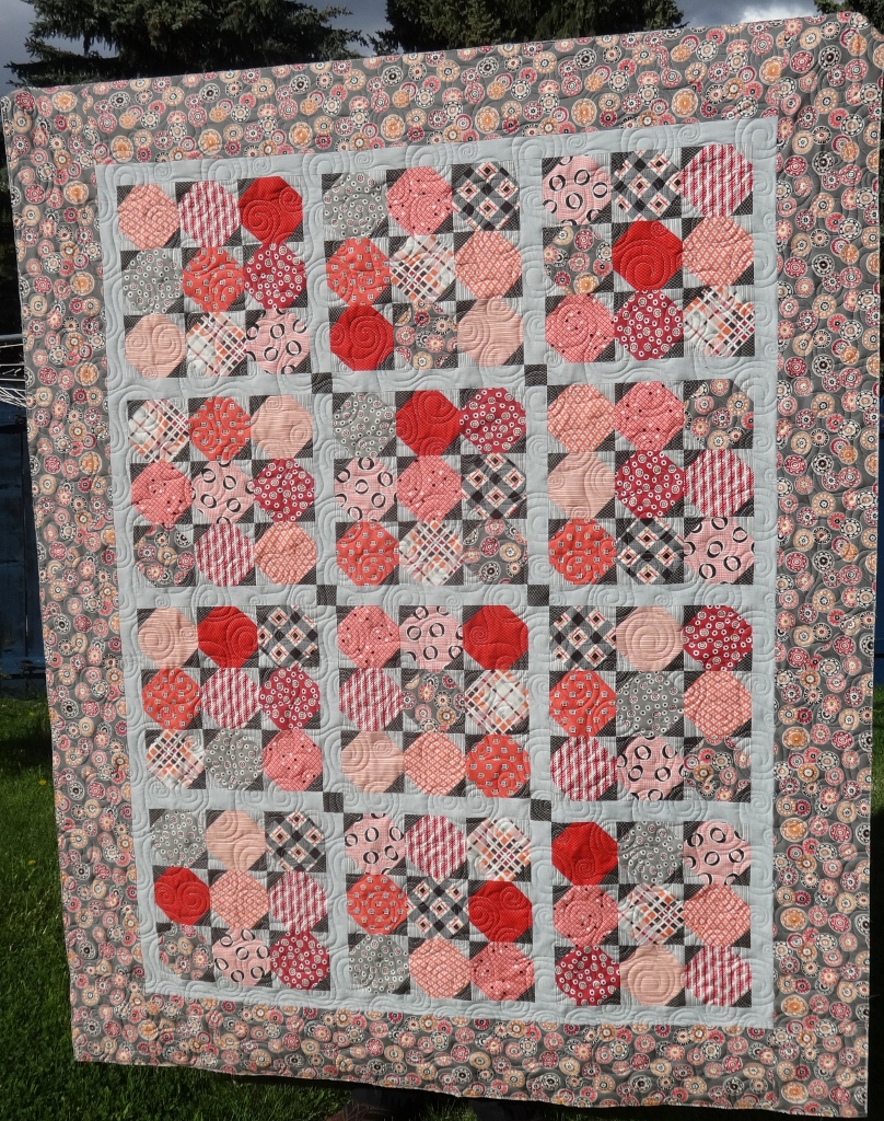 Inch by Inch Quilting: Snowball nine-patch quilt by Lynda