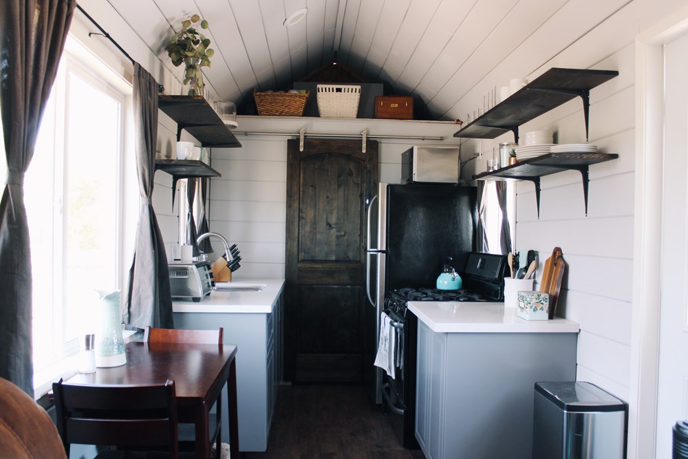 TINY HOUSE TOWN: Fallbrook Tiny House
