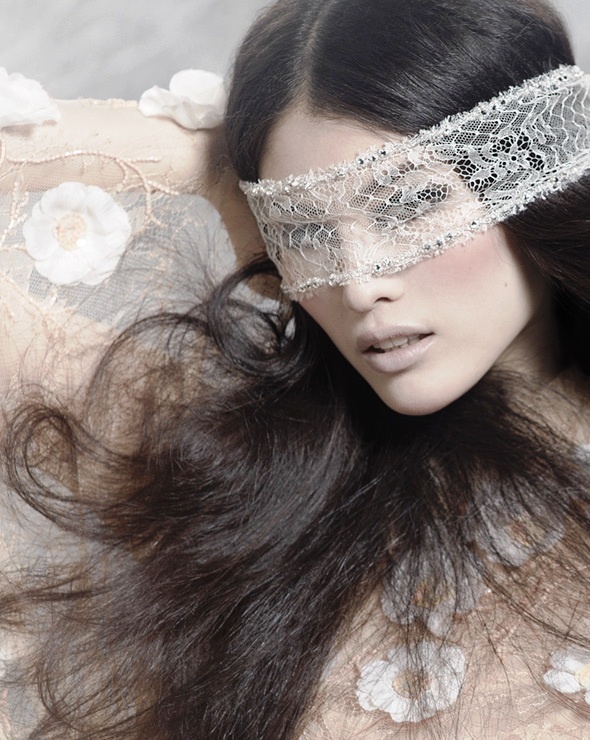 Pale Masquerade Luvtolook Virtual Styling