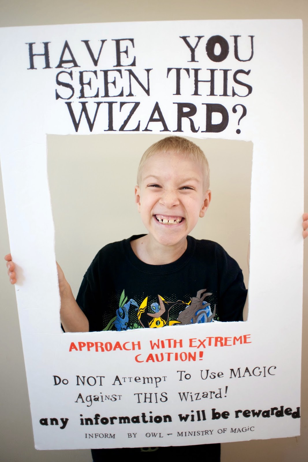 Hi! It's Jilly.: "Wizard Wanted Poster" Photo Booth Prop for Harry ...