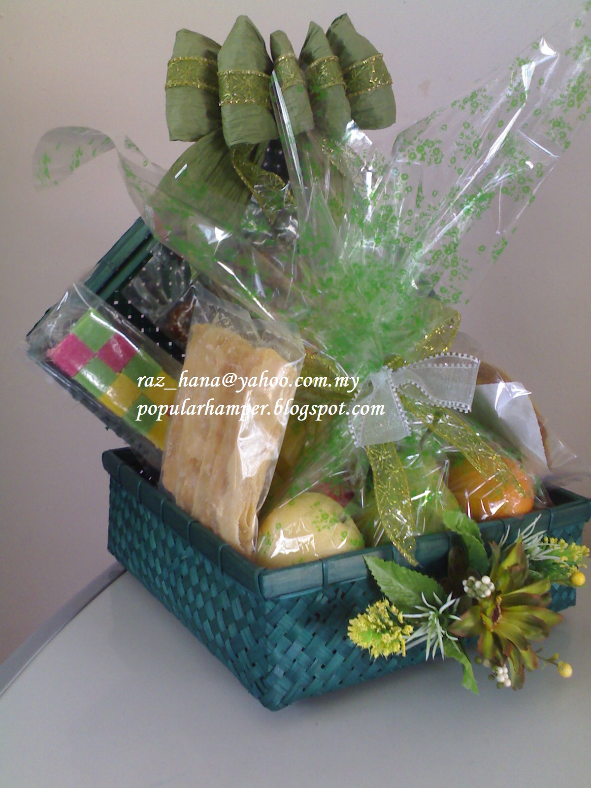 PoPuLaR HaMper : Hamper Raya 2011: Hamper makanan tradisional dan buah
