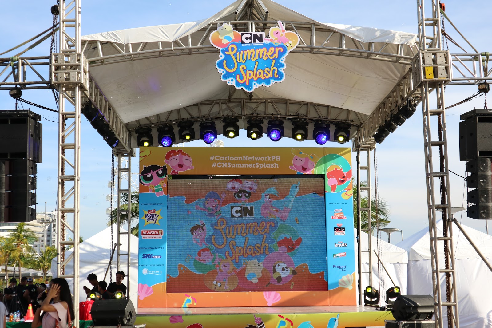 Cartoon Network Summer Splash! - ARTSY FARTSY AVA