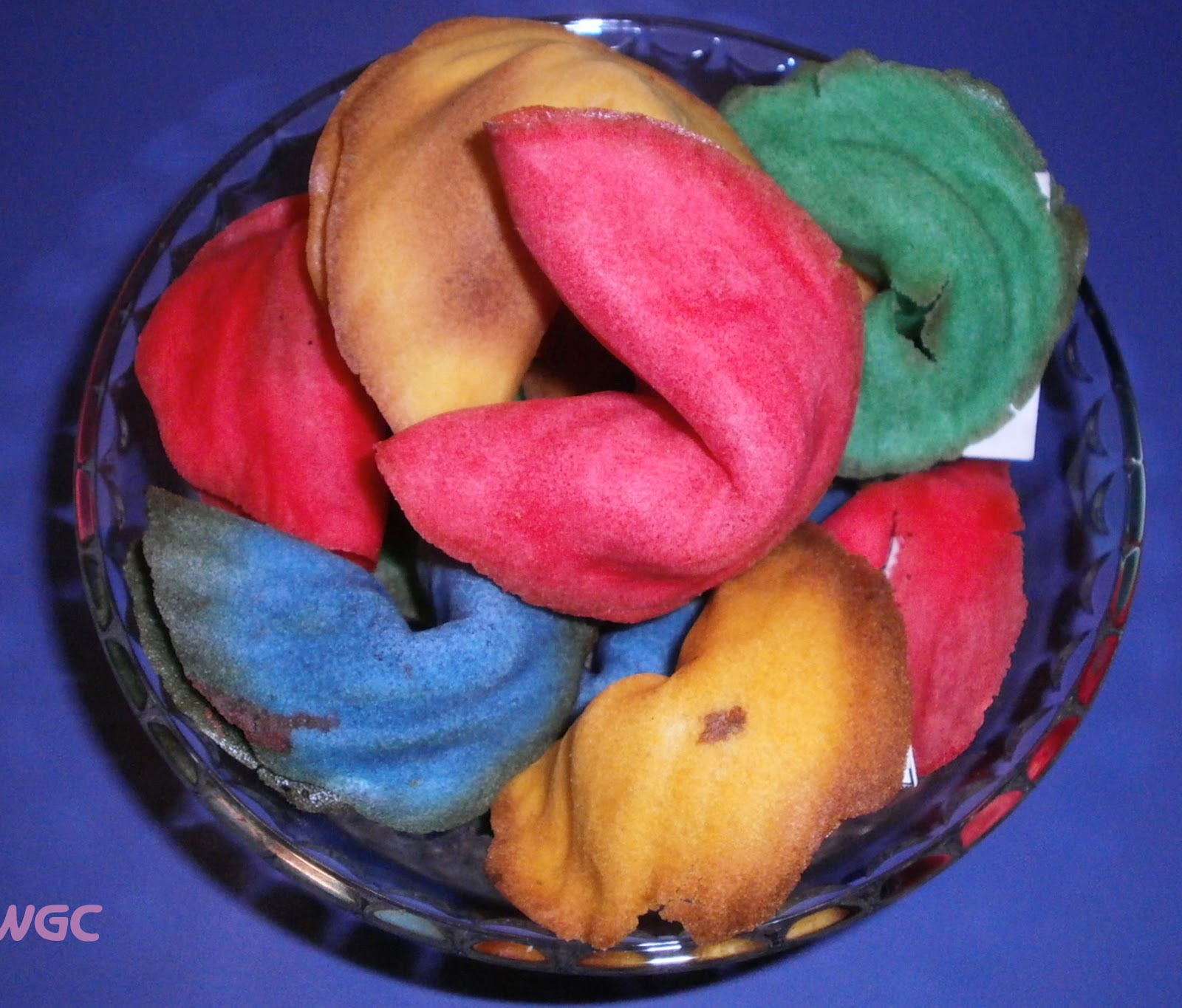 Wayward Girls' Crafts: Wayward fortune cookies.
