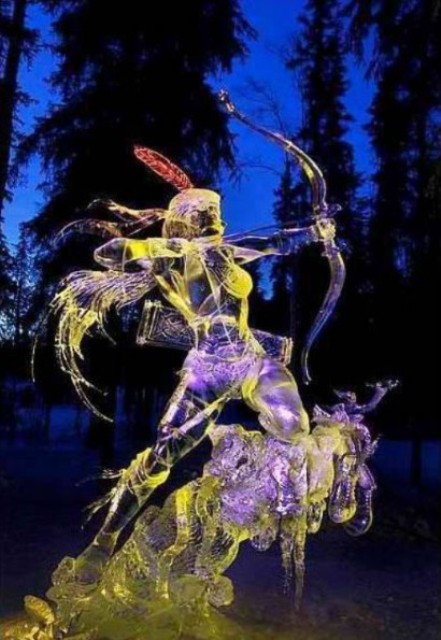 Karya Seni Pahat Es Yang Luar Biasa - UNIKLOPEDIA