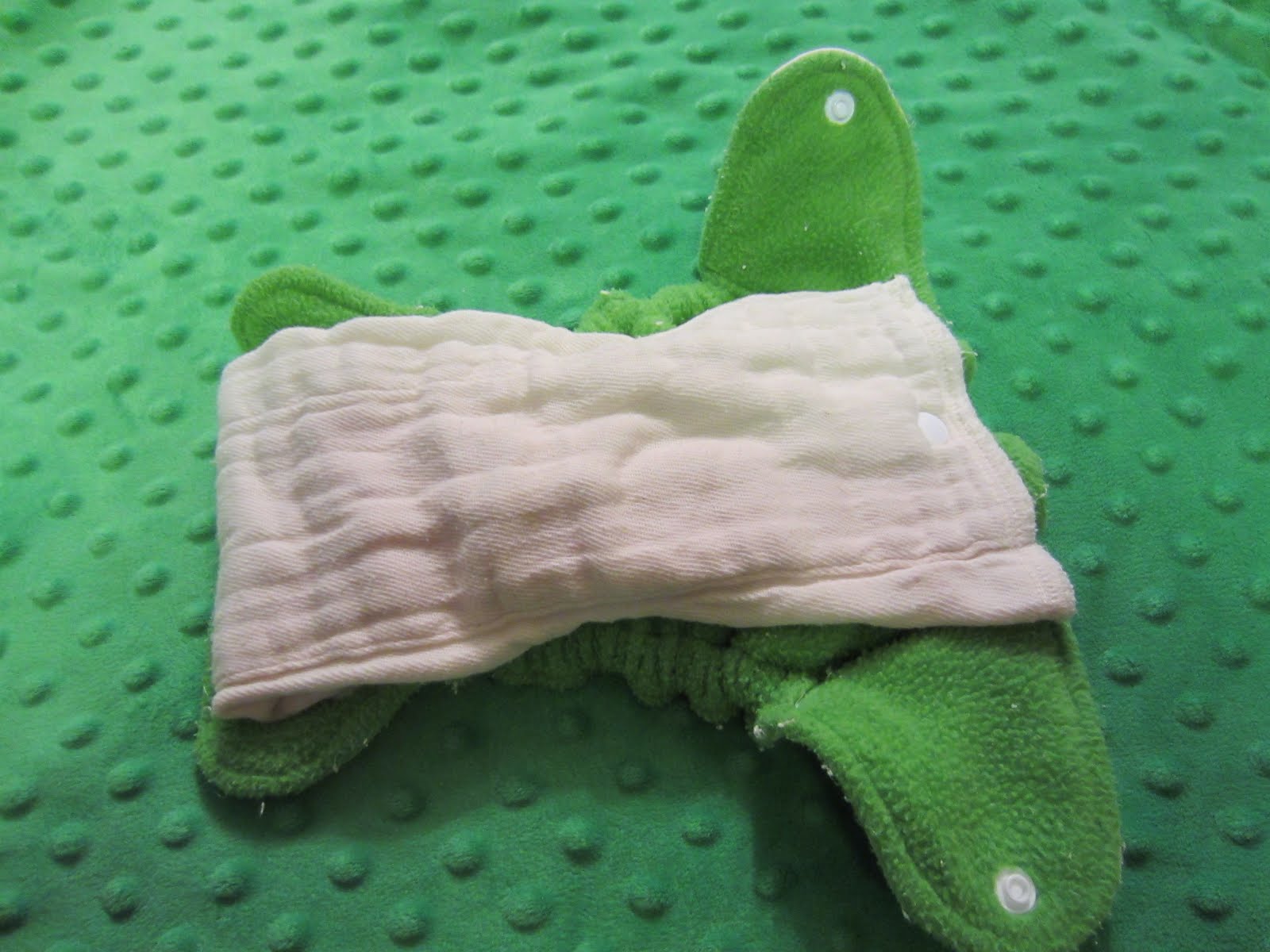 Cloth Diaper Addiction: Newborn Series: Upsies NB AI2 Diaper