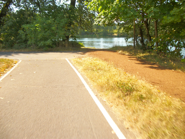 Chuck's Adventures: Biking Eugene, Oregon's Riverbank Path