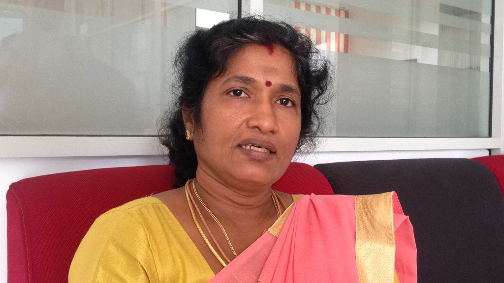 இப்போது ஜனநாயகம் பேசும் சம்பந்தன் இனப் படுகொலையின்போது எங்கு சென்றார் ...