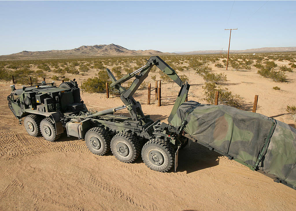 Dunia Militer Etc: Oshkosh PLS - USA