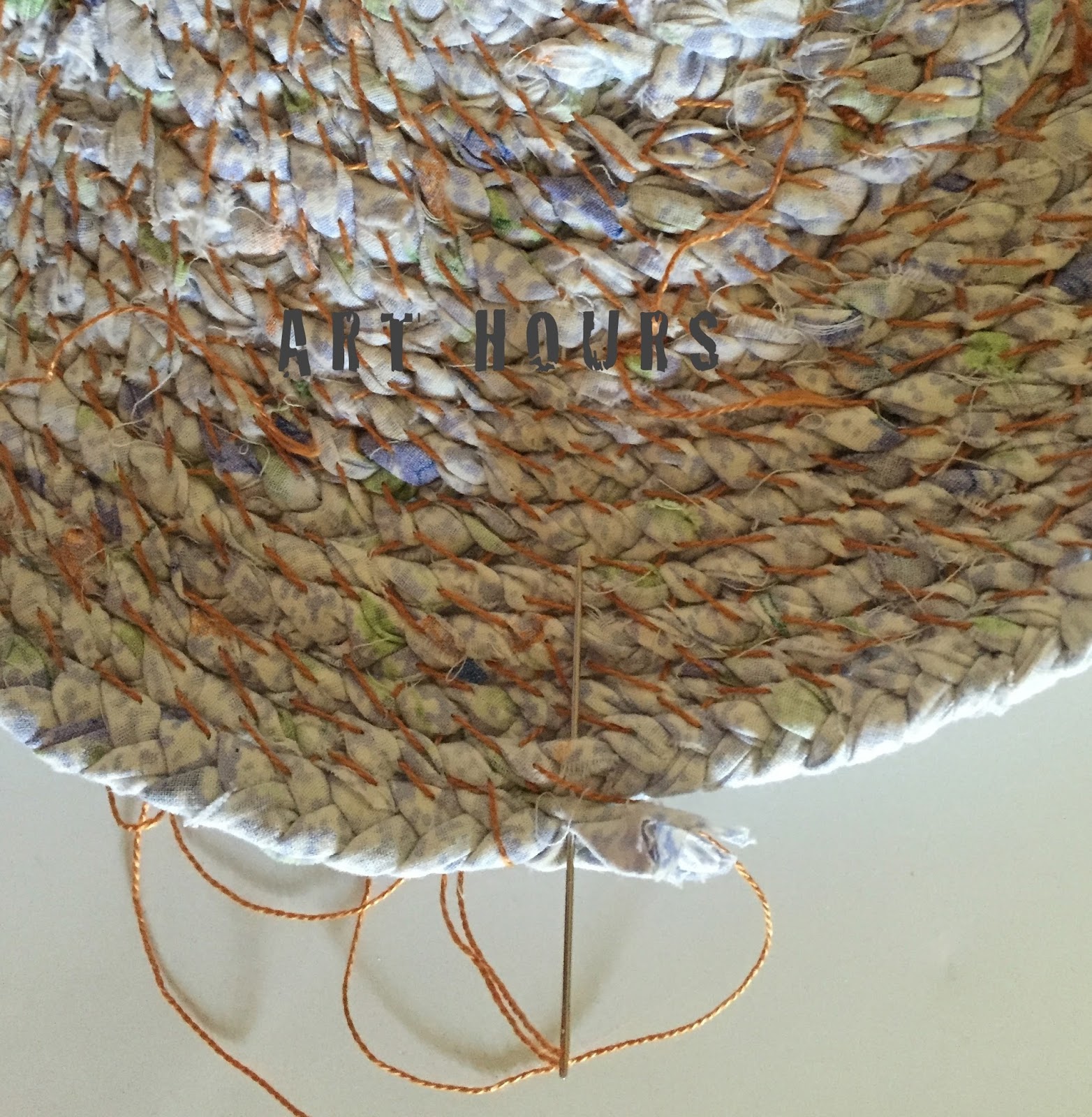 ArchGuide: Tutorial: How to Sew a Braided Fabric Rug