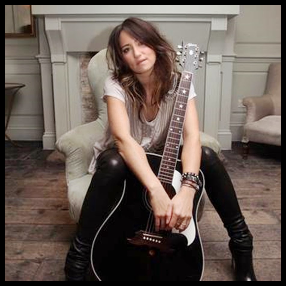 Elessandro De Almeida: KT TUNSTALL BRASIL INVISIBLE EMPIRE - CRESCENT MOON