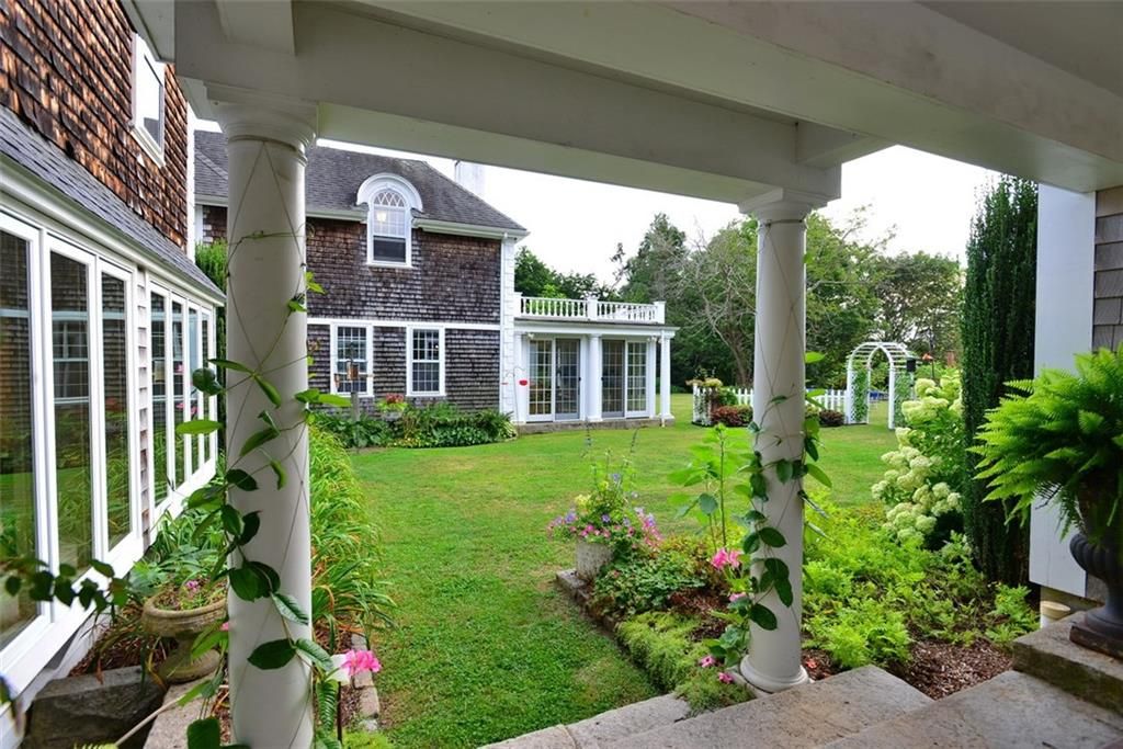 Sweet House Dreams: Winnisimet Farms, 1750 Colonial in Tiverton, Rhode ...