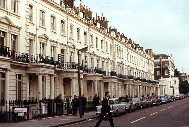 Street Scenes of London in 1968 ~ Vintage Everyday
