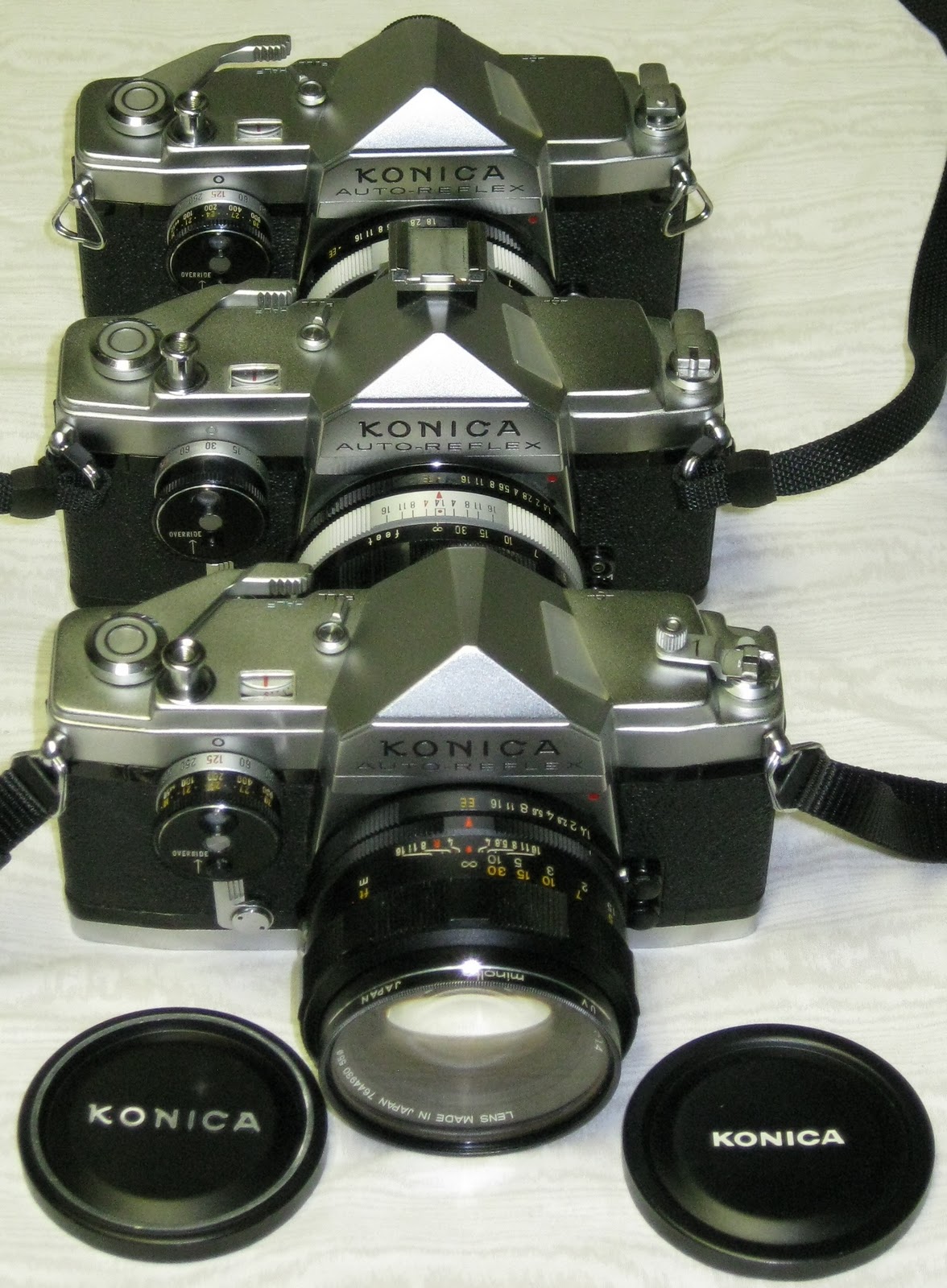 The Chens: The User’s Review: Konica Auto-Reflex Full and Hall Frame ...