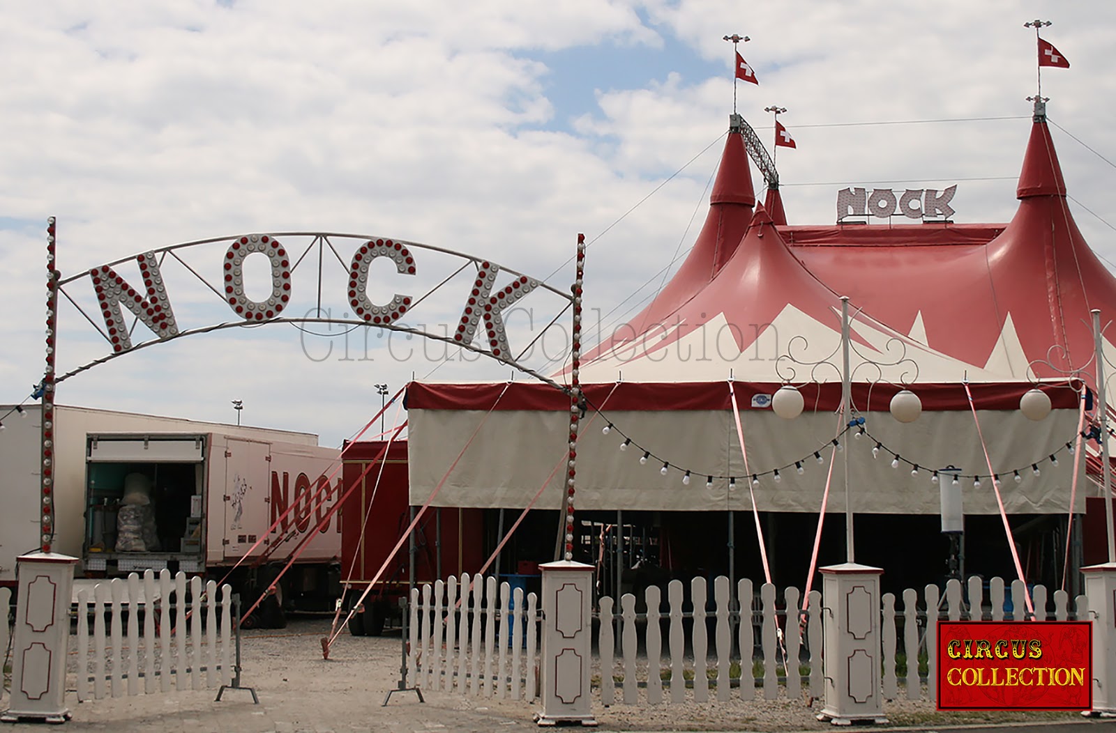 Circus -Collection: Les façades du cirque Nock