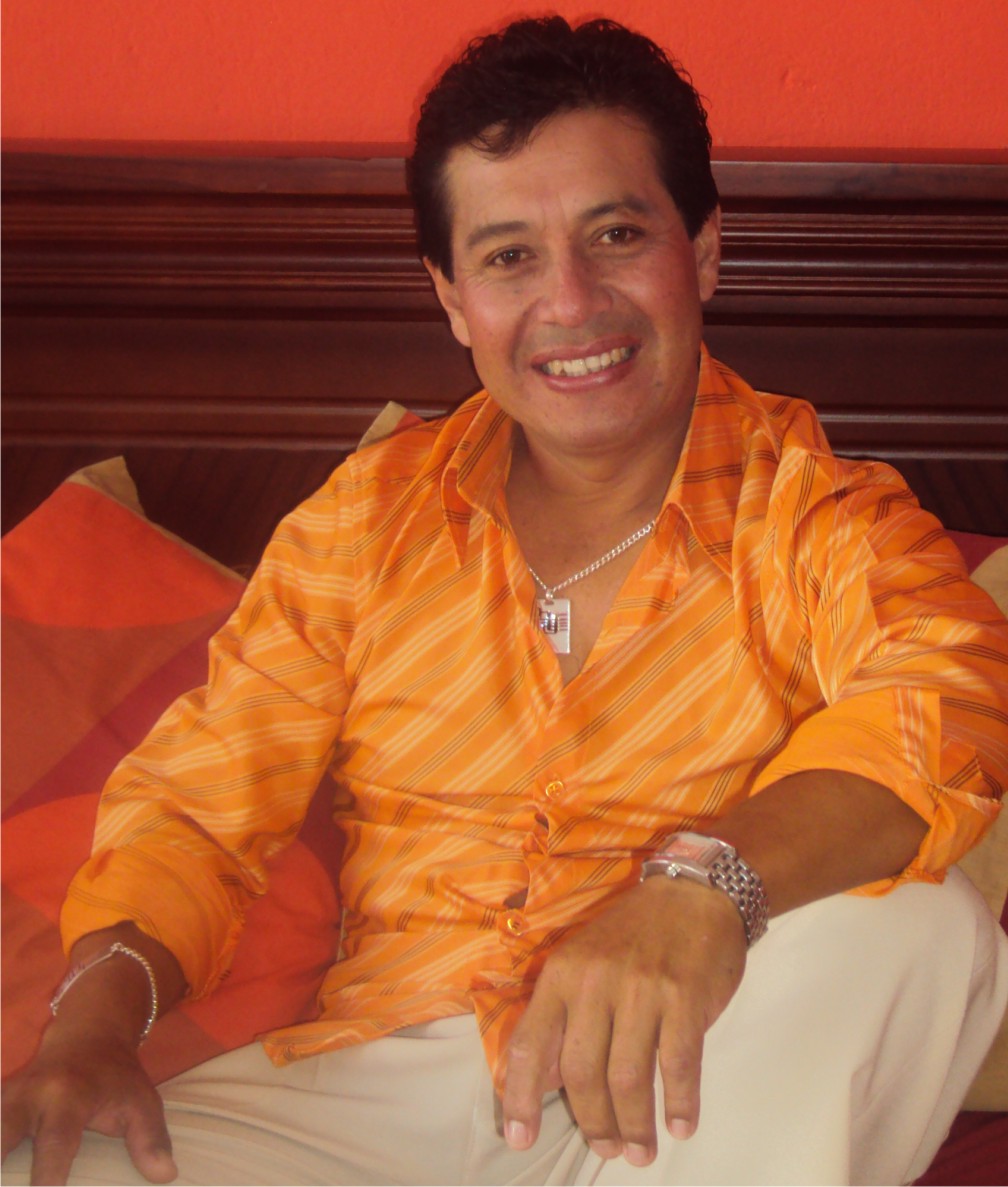 MARCELO RUEDA EL REY DEL PASILLO ECUATORIANO