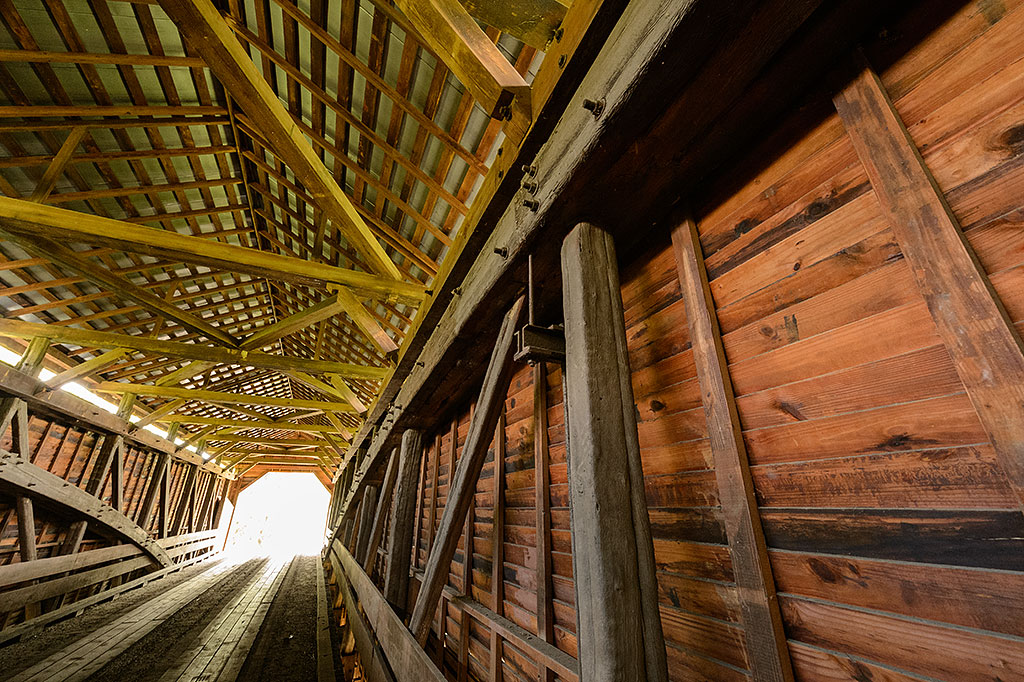 Bubba's Garage: Cruising through the Meem’s Bottom Covered Bridge