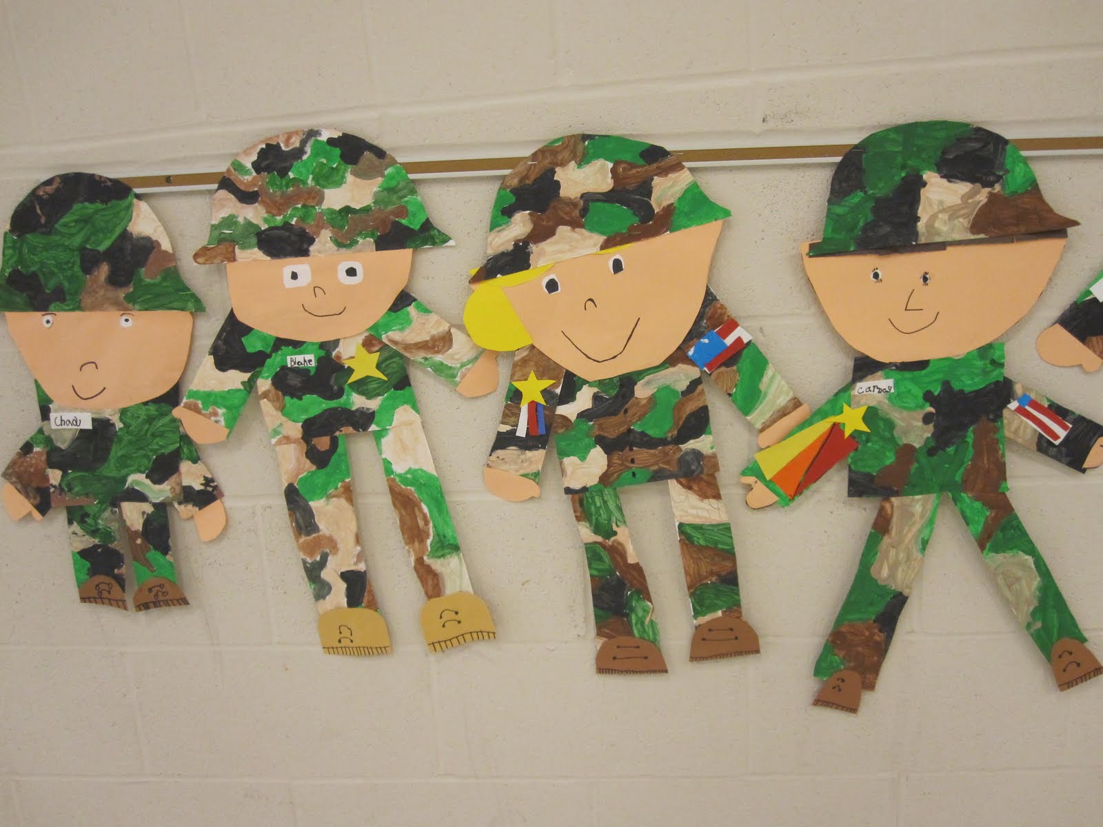 The Clever Feather: Soldiers & Camouflage