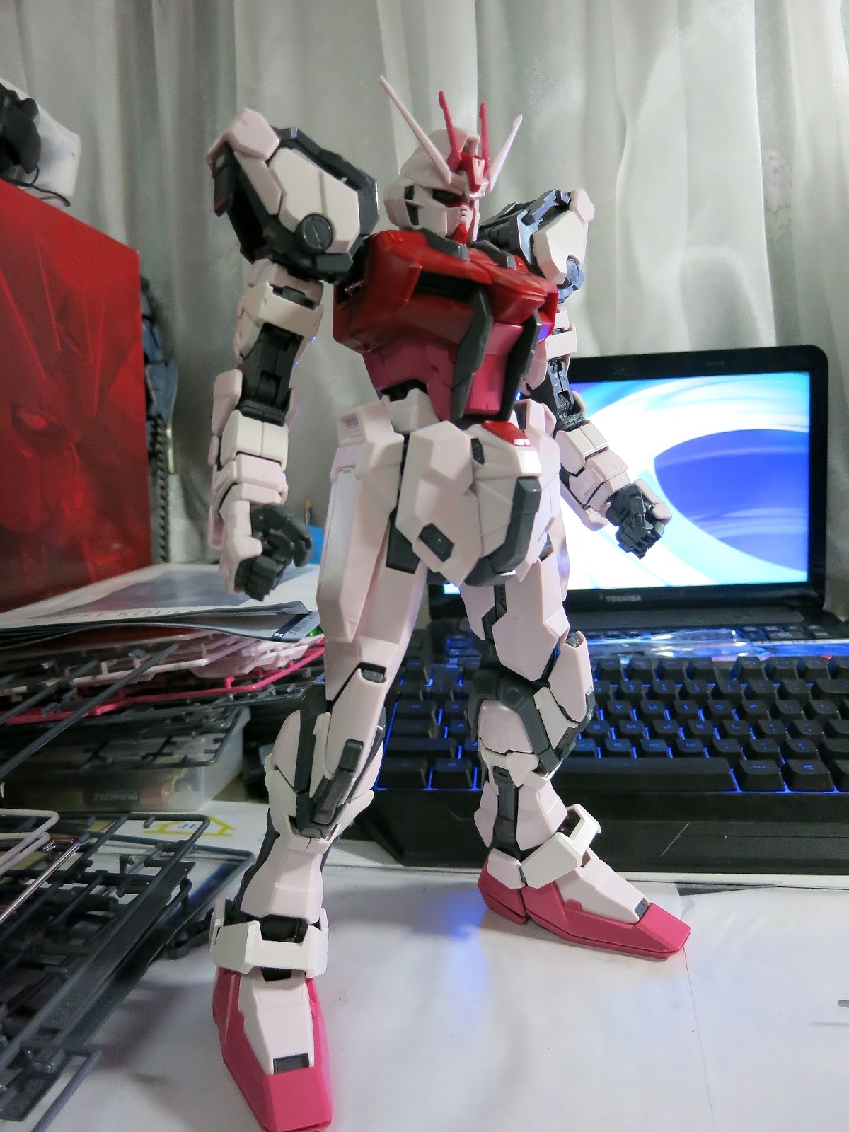 Seven6398 ver.2: PG Strike Rouge