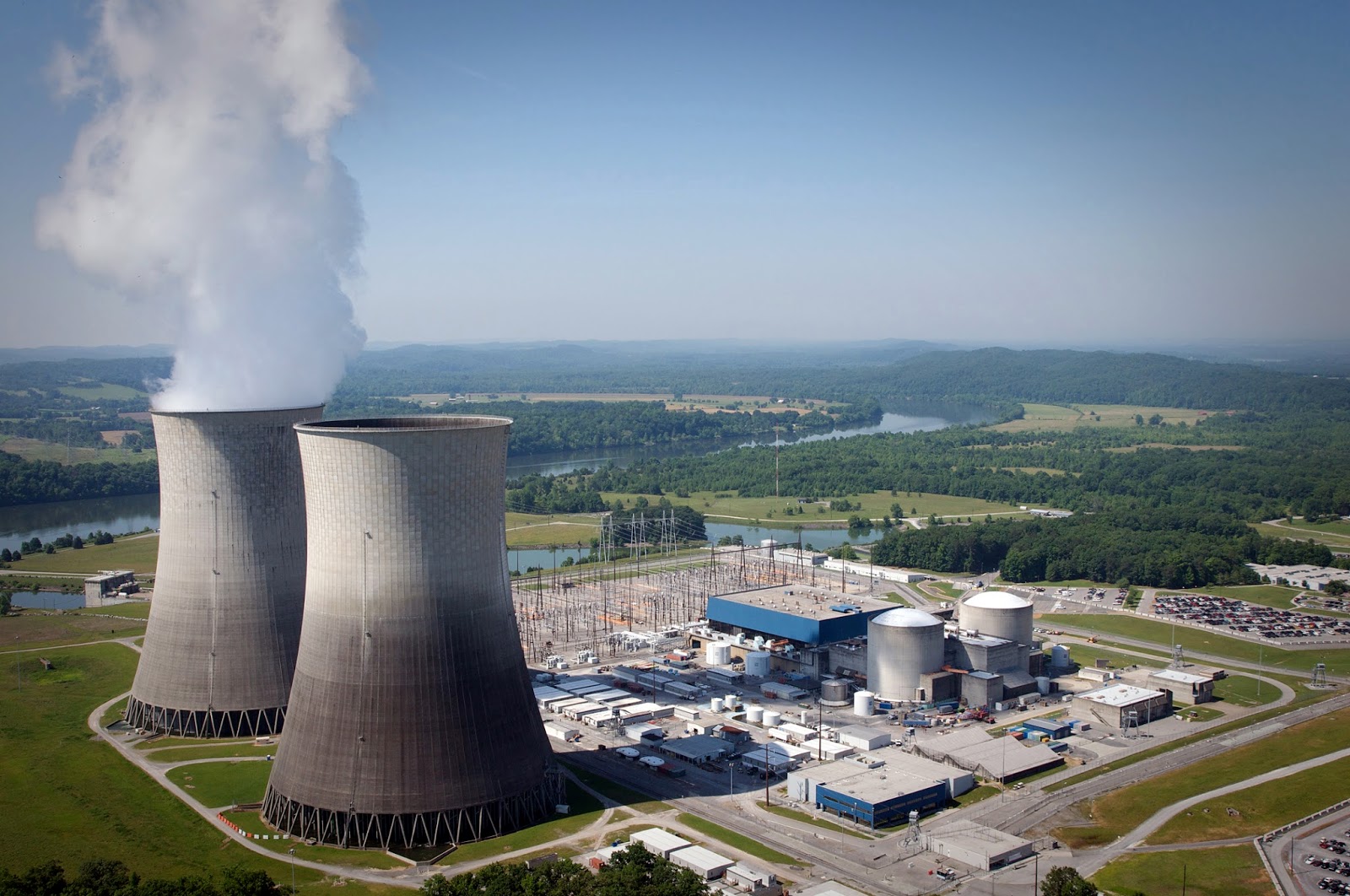 History and Society: Should The US Build More Nuclear Power Plants for ...