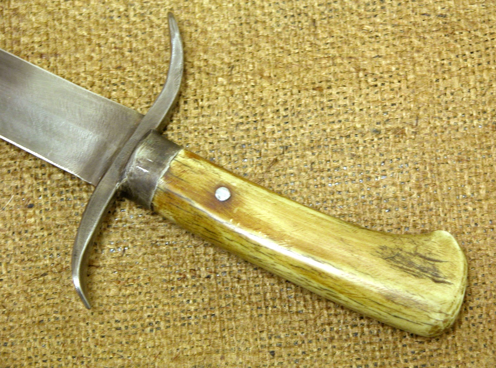 Contemporary Makers: Tim Ridge Knife and Sheath