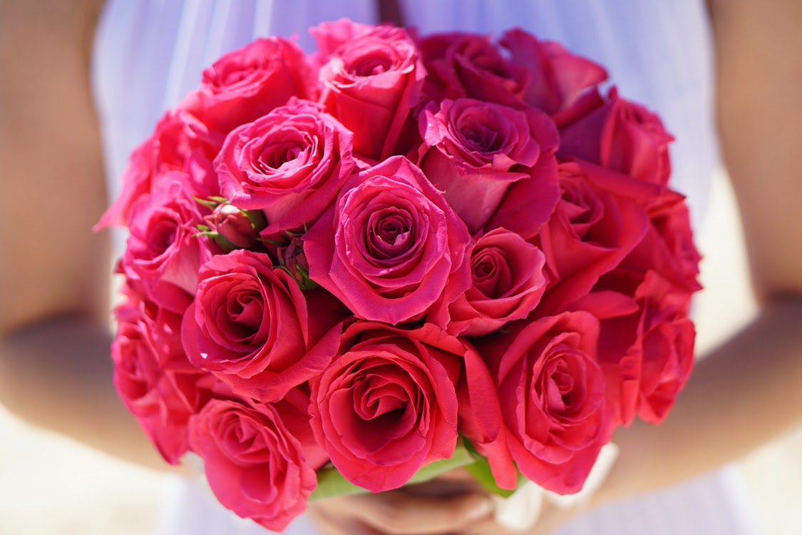 Bridal Dream Hawaii - Wedding Blog: Hot Pink Rose Bouquet