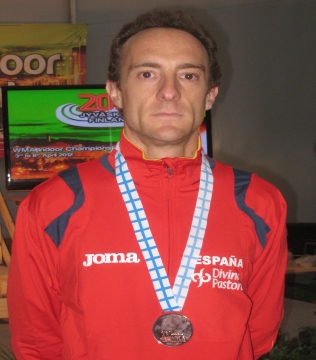 VETERANOS CLUB ATLETISMO LINENSE: Fidel Ruíz se sube al podio en el ...