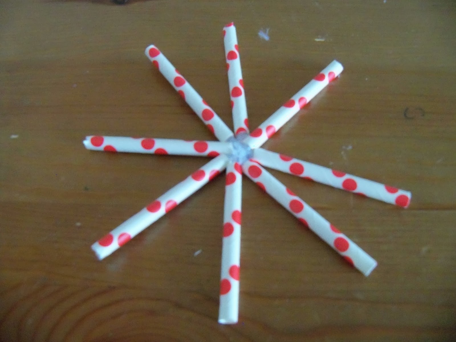 Clare's Contemplations: Simple Paper Straw Snowflake Ornaments