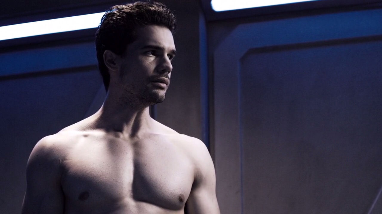 Steven Strait on The Expanse (2015) ~ DC's Men of the Moment